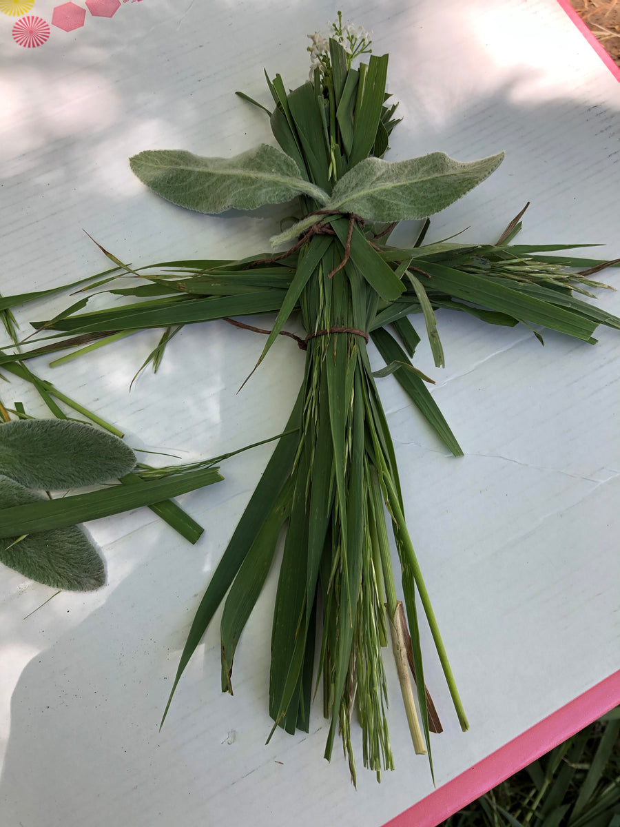 Celebrate the Creative - Grass Dolly Puppets. – Juniper Tree Puppets